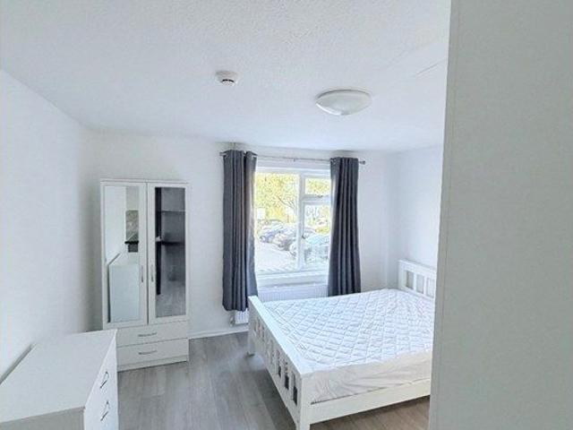 Polruan Place, Milton Keynes MK6, Room to rent, £740 pcm | PrimeLocation