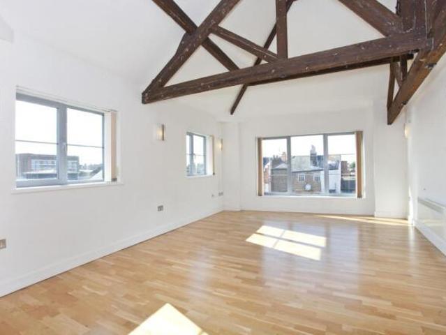 Popeshead Court, City Centre, York, YO1 2 bed flat to rent £1,550 pcm £358 pw