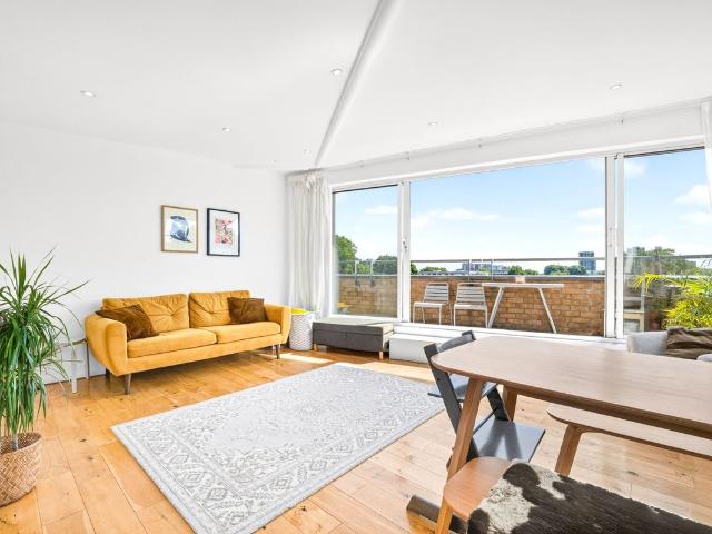 Popham Street, Angel N1, 2 bed flat to rent, £4,300 pcm | PrimeLocation