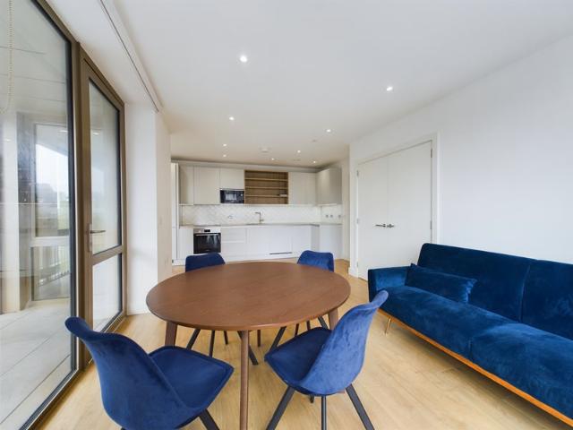 Poplar – 2 Bedrooms Flat