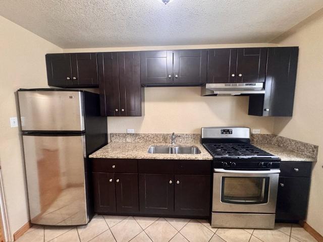 Poplar Apartments 2 Bedroom Apartment for Rent at 1410 Poplar St, Denver, CO 80220 Montclair