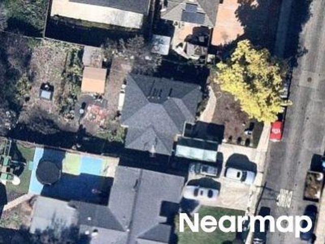 Poplar Ave