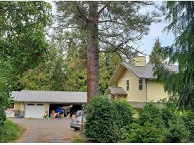 Poplar Dr