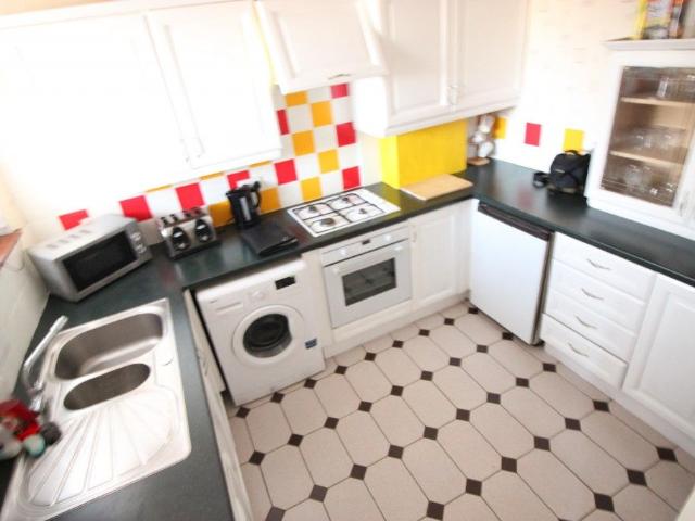 Poplar, London E14, 5 bed shared accommodation to rent, £700 pcm | PrimeLocation