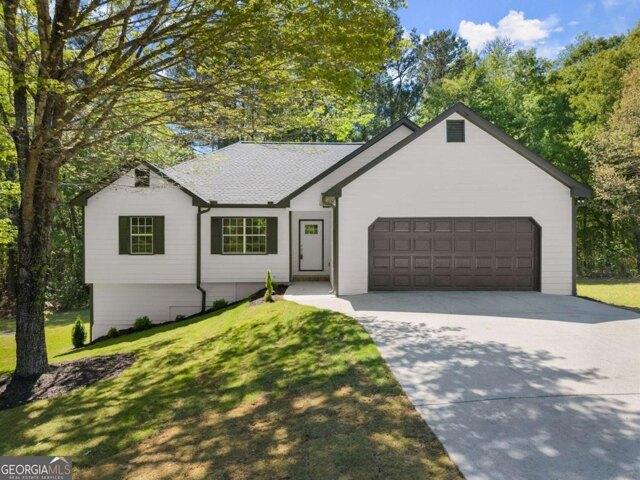Poplar Springs Rd, Hoschton, Home For Sale