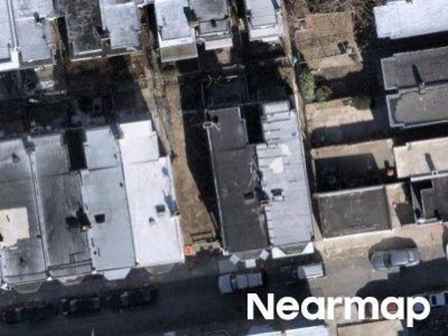 Poplar St