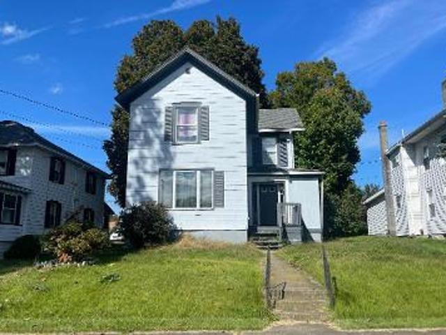 Poplar St
