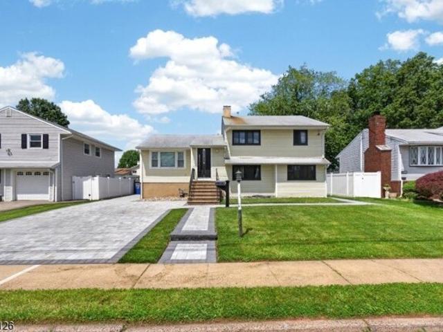 Poplar St, Carteret, Home For Sale
