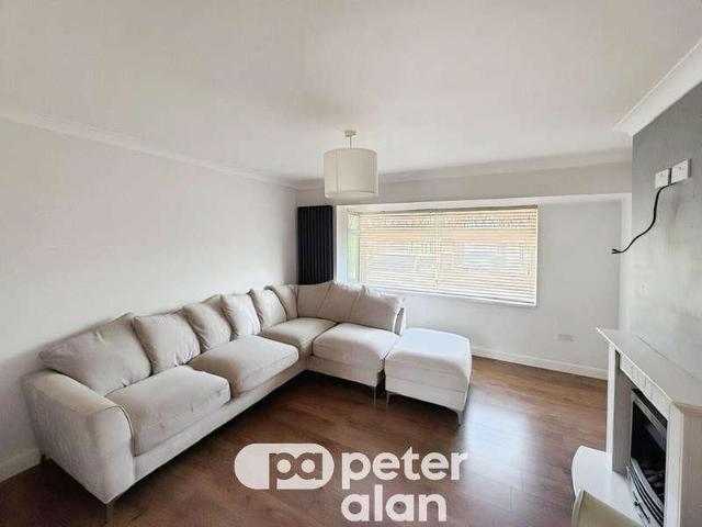 Poplar Road, CF5
