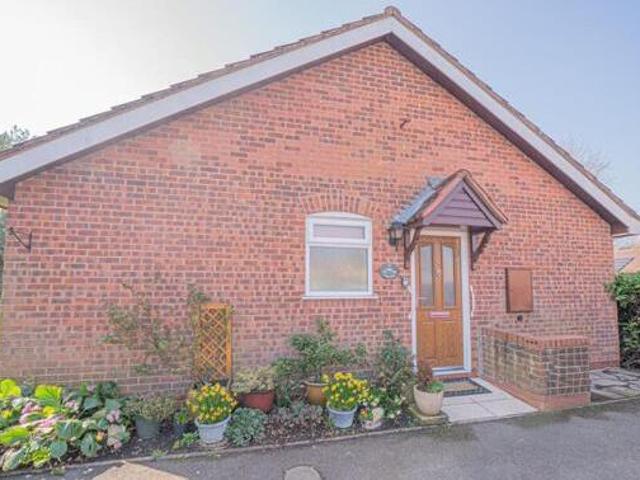 Poplar Road, Dorridge, 1 Bedroom Terraced