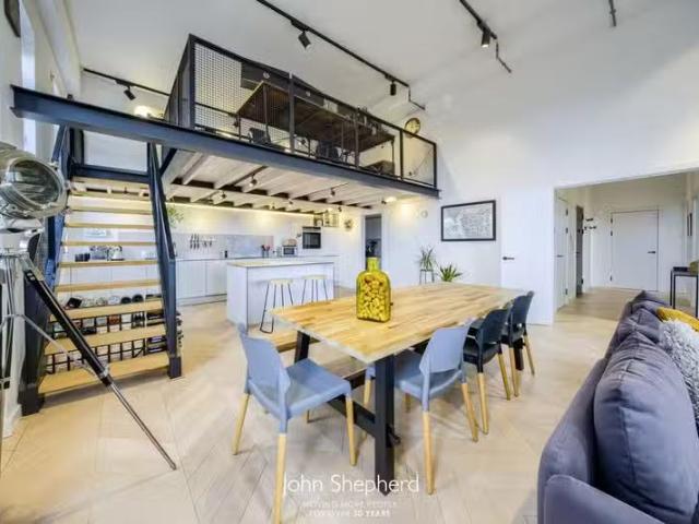 Poplar Road, Solihull, West Midlands. 2 bed flat for sale £4.