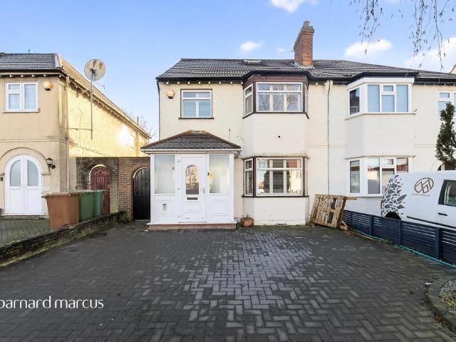 Poplar Road, Sutton 4 bed house to rent £2,950 pcm £681 pw