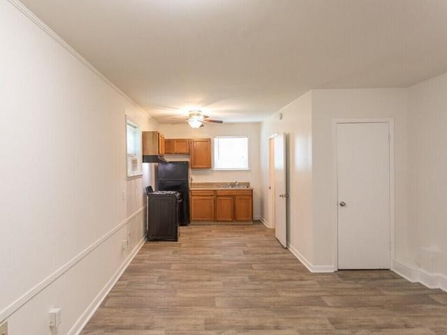 Poplar Village 1 Bedroom Apartment for Rent at 1414 Poplar Ave, Murfreesboro, TN 37129