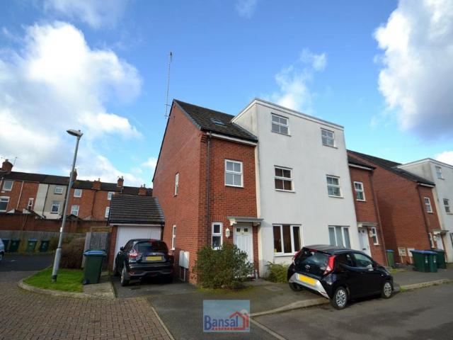 Poppleton Close, CV1 7 bed semi detached house to rent £2,995 pcm £691 pw