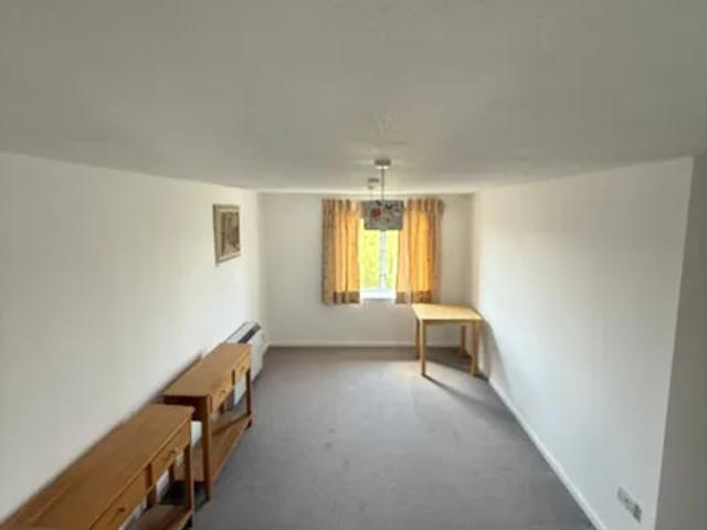 Poppy Drive, London, EN3 4FF, United Kingdom | 1 bed apartment for rent #168127218 | Rentberry