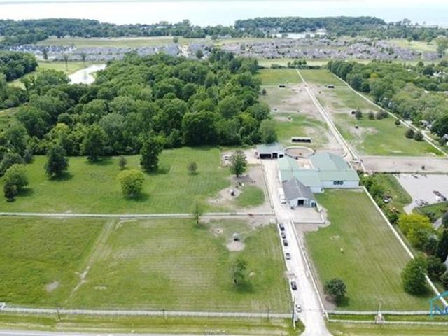 Port Clinton, OH 43452