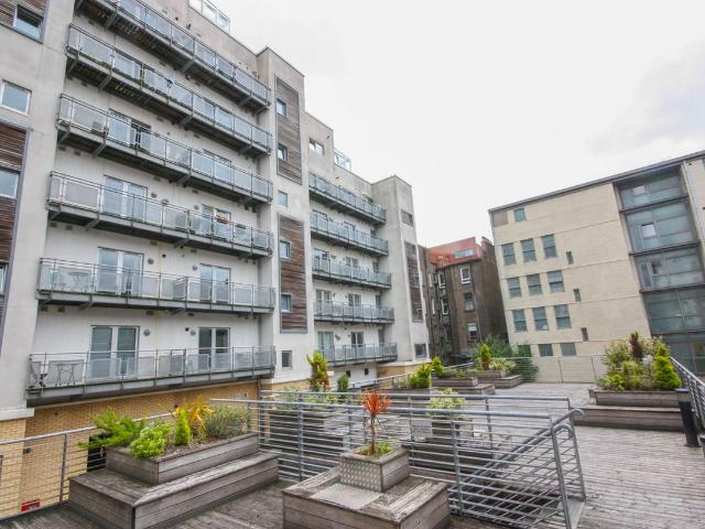 Port Dundas Road, Glasgow G4, 2 bed flat to rent, £1,300 pcm | PrimeLocation