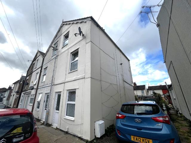 Port Lane, New Town CO1, 3 bed town house to rent, £1,250 pcm | PrimeLocation
