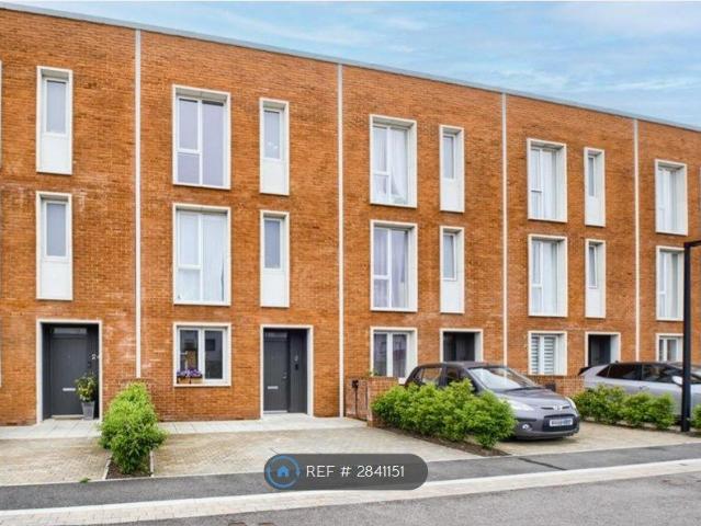 Port Loop, Birmingham B16, 4 bed terraced house to rent, £1,900 pcm | PrimeLocation