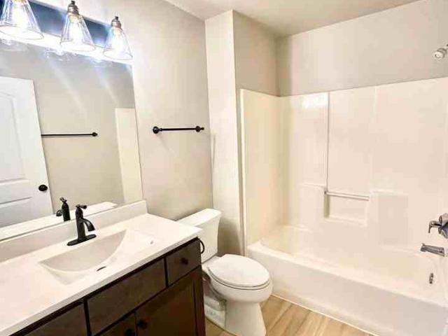 Port Terrace 3 Bedroom Apartment for Rent at 1565 W Portview Dr, Port Washington, WI 53074