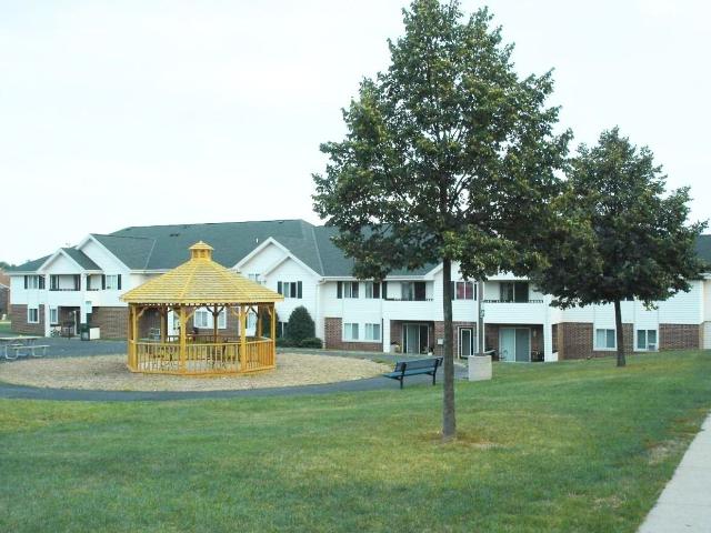 Port Terrace 3 Bedroom Apartment for Rent at 1565 W Portview Dr, Port Washington, WI 53074