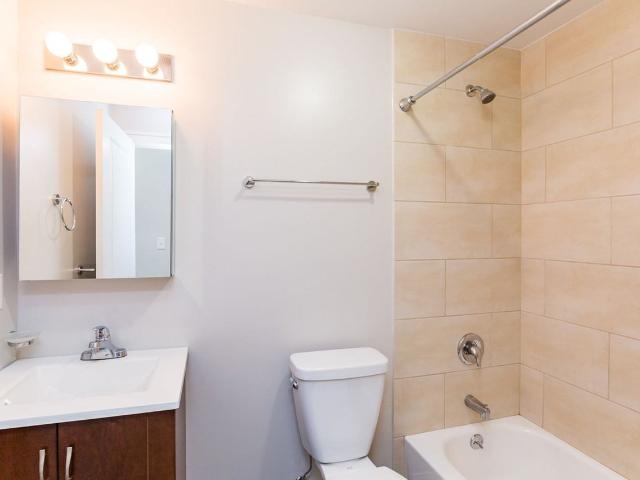 Portage Park Theater Apartments 1 Bedroom Apartment for Rent at 4050 N Milwaukee Ave, Chicago, IL 60641 Portage Park
