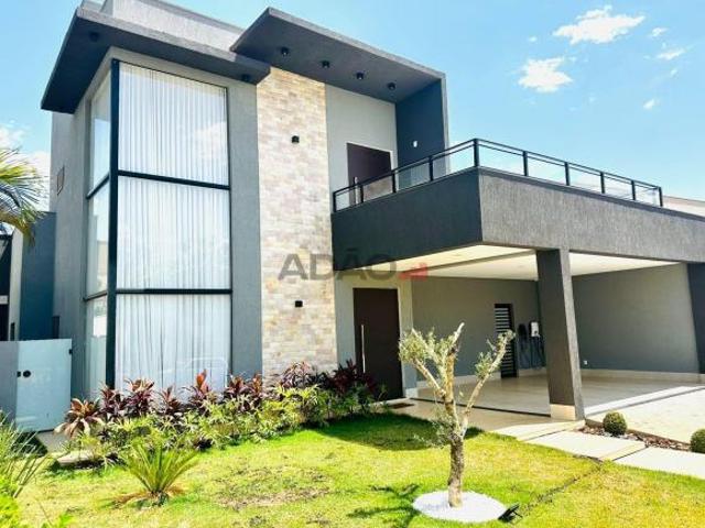 PORTAL DO SOL GOLFE GREEN Casa em Condomínio com 4 Quarto s por R$ 2600000.00 no setor Residencial