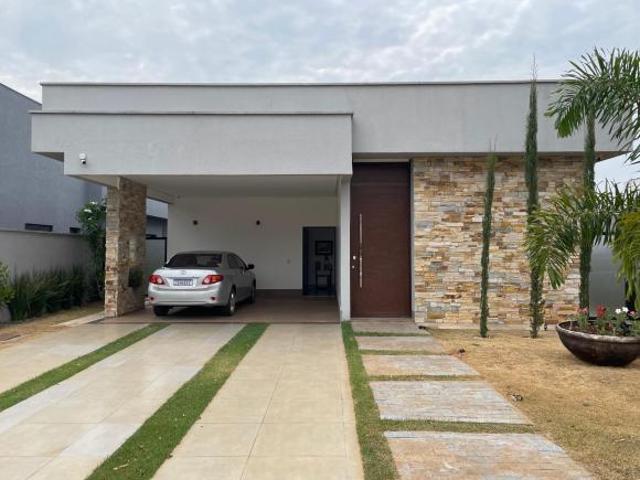 PORTAL DO SOL GREEN CASA TÉRREA Casa em Condomínio com 4 Quarto s por R$ 2200000.00 no setor Res