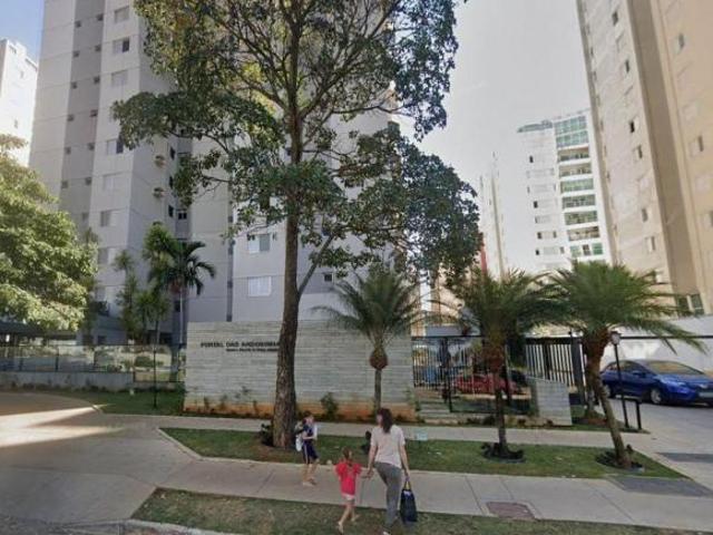 Portal das Andorinhas 3 quartos + DCE, nascente, vista praça