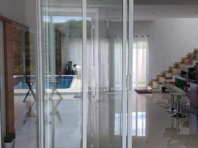 Portal de Bragança Casa com 5 SUÍTES, Piscina e 6 vagas