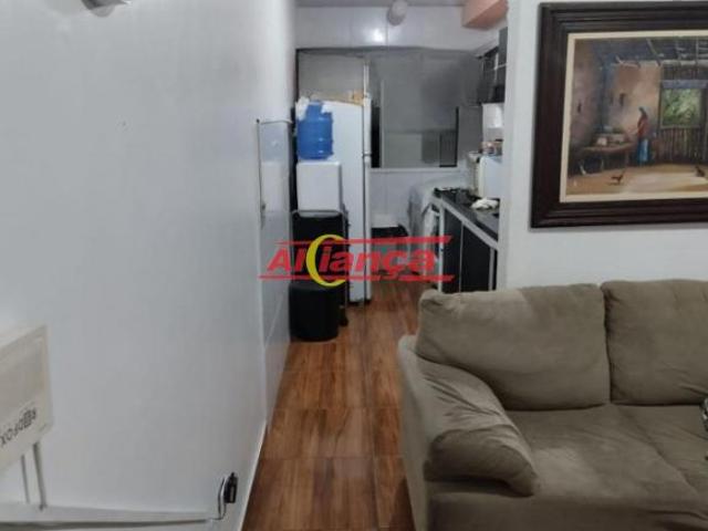 PORTAL FLORAL APARTAMENTO TÉRREO NA VILA SADOKIM