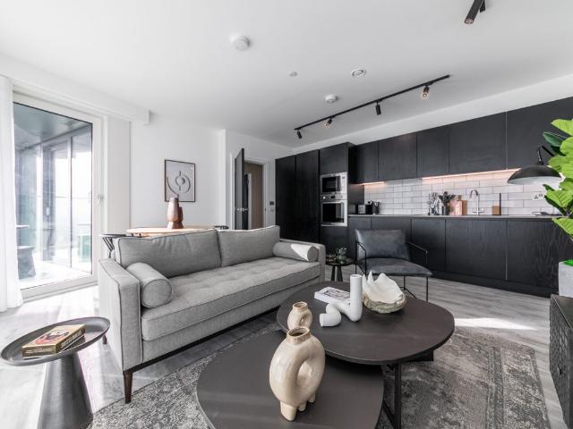 Portal Way, Acton W3, 1 bed flat to rent, £2,450 pcm | PrimeLocation