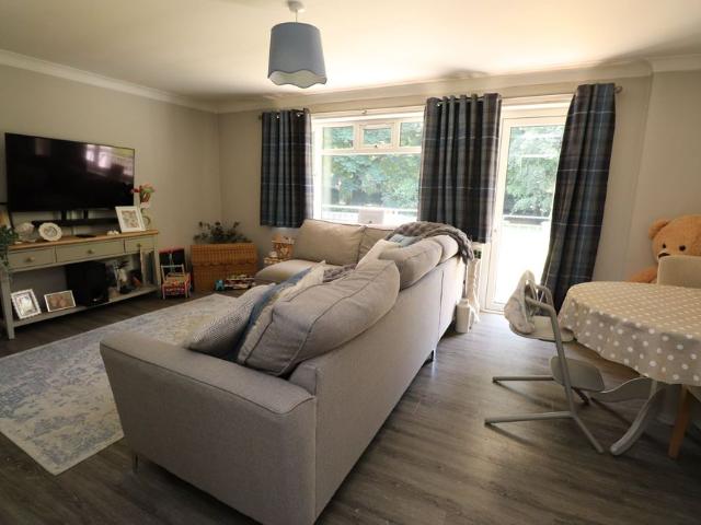 Portarlington Road, Curzon Court, BH4