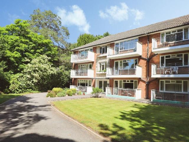 Portarlington Road, Curzon Court BH4, 2 bed flat to rent, £1,350 pcm | PrimeLocation