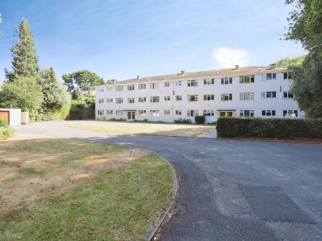 Portarlington Road, Wesley Grange BH4, 2 bed flat to rent, £1,500 pcm | PrimeLocation