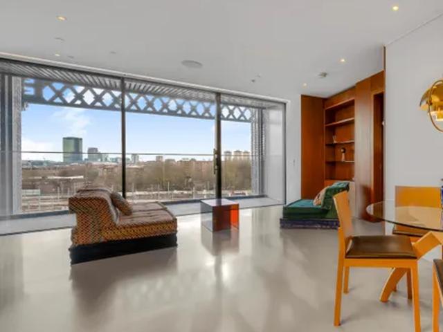 Porte Noire, Regent's Canal towpath, London, N1C 4PQ, United Kingdom | 3 bed apartment for rent #108922684 | Rentberry