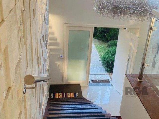 Porteira fechada! Magnífica Casa totalmente mobiliada e decorada em altíssimo p