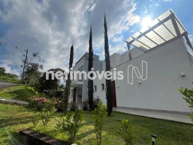 Porteira Fechada: Casa de Alto Luxo no Condominio Veredas das Gerais