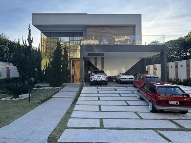 PORTEIRA FECHADA Linda Casa a Venda Mirante do Vale