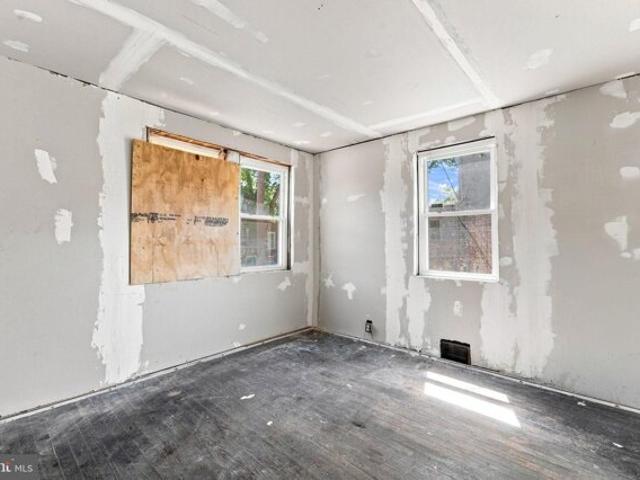 Porter Rd, Camden, Home For Sale