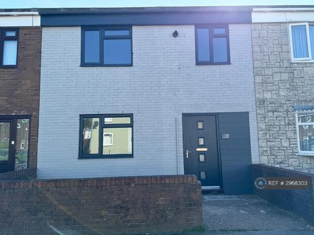 Porthmawr Road, Cwmbran, NP44 3 bed terraced house to rent £1,175 pcm £271 pw