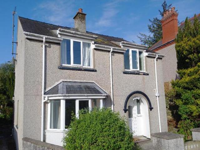 Porthaethwy, Ffordd Goron, Menai Bridge, 3 Bedroom Detached