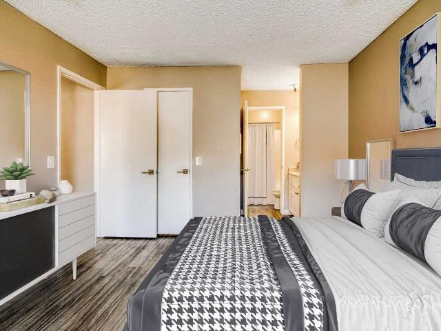 Portico 2 Bedroom Apartment for Rent at 140 W Hill Ave, Fullerton, CA 92832