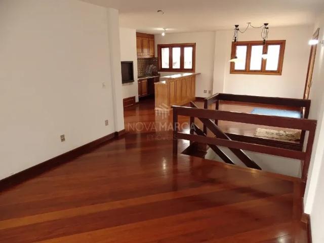 Excelente Cobertura, 3 dormitórios, 3 vagas, Bairro Petrópolis