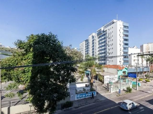 Nova Marca Imóveis vende conjunto comercial no bairro Floresta