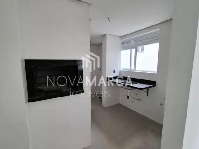 Nova Marca Imóveis vende Apartamento 2 c/ vaga, bairro São João