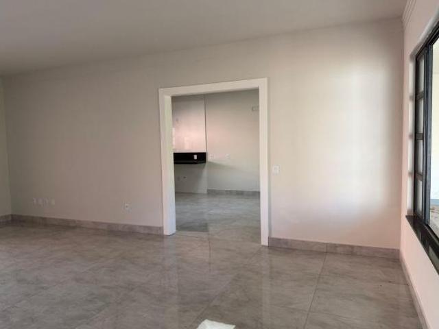 Porto Feliz Casa térrea com 3 quartos 3 suítes piscina