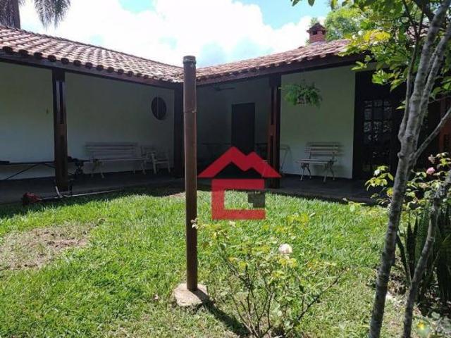Porto Feliz Chácara com 12.100 m², sendo 3 dormitórios, Lago e nascente, apenas 6 km do centro da c