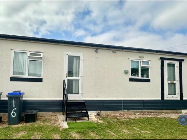 Porton Rd, Amesbury, Salisbury, SP4 2 bed mobile home to rent £1,079 pcm £249 pw