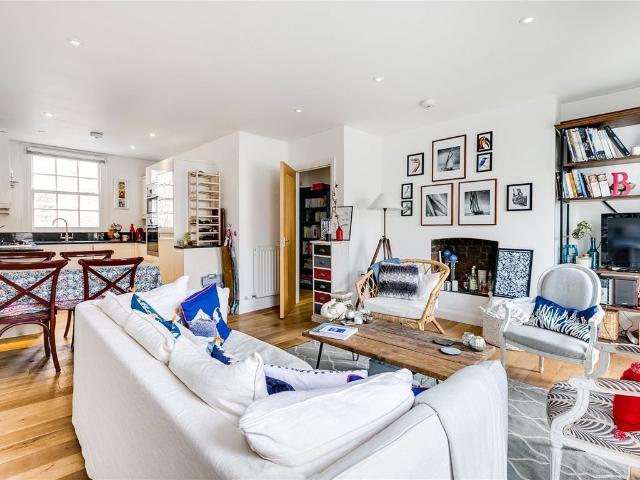 Portobello Road, London W11, 2 bed flat to rent, £3,250 pcm | PrimeLocation